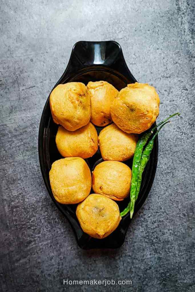 Batata vada recipe maharashtrian style | Aloo bonda recipe ...